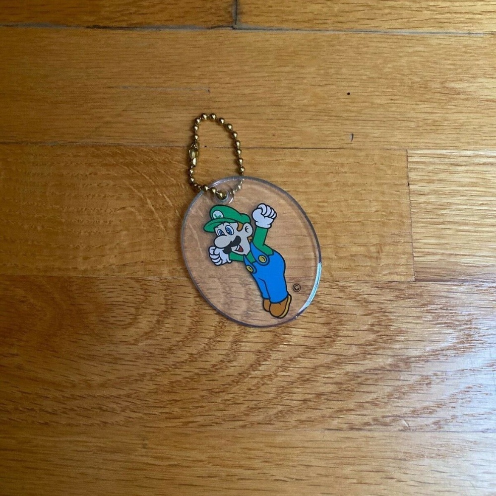 Vintage Super Mario Bros. Luigi Keychain - Gem